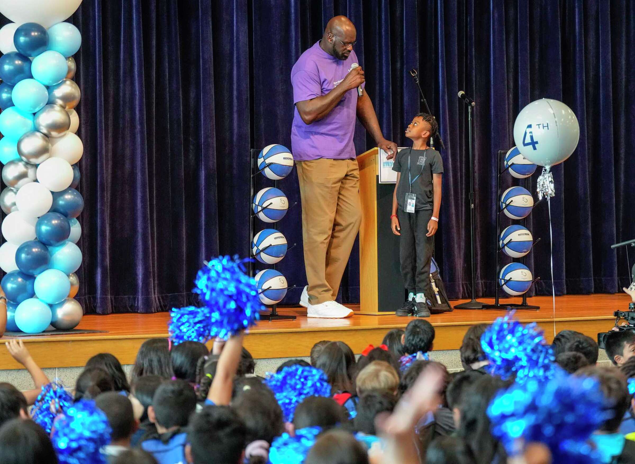 Shaquille O'Neal visit surprises Spring Branch elementary students