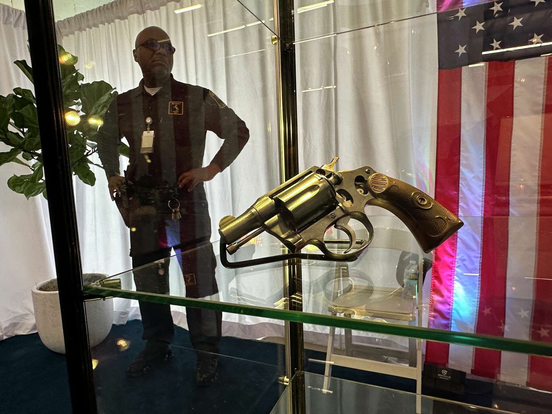 Petr Pavel, Czech president tours Czech-owned Colt firearms