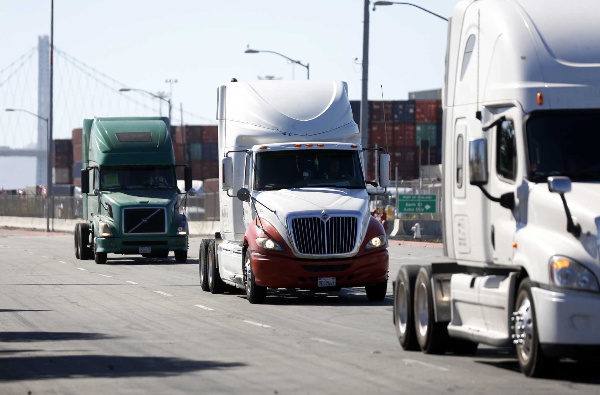 Newsom vetoes bill to ban driverless trucks