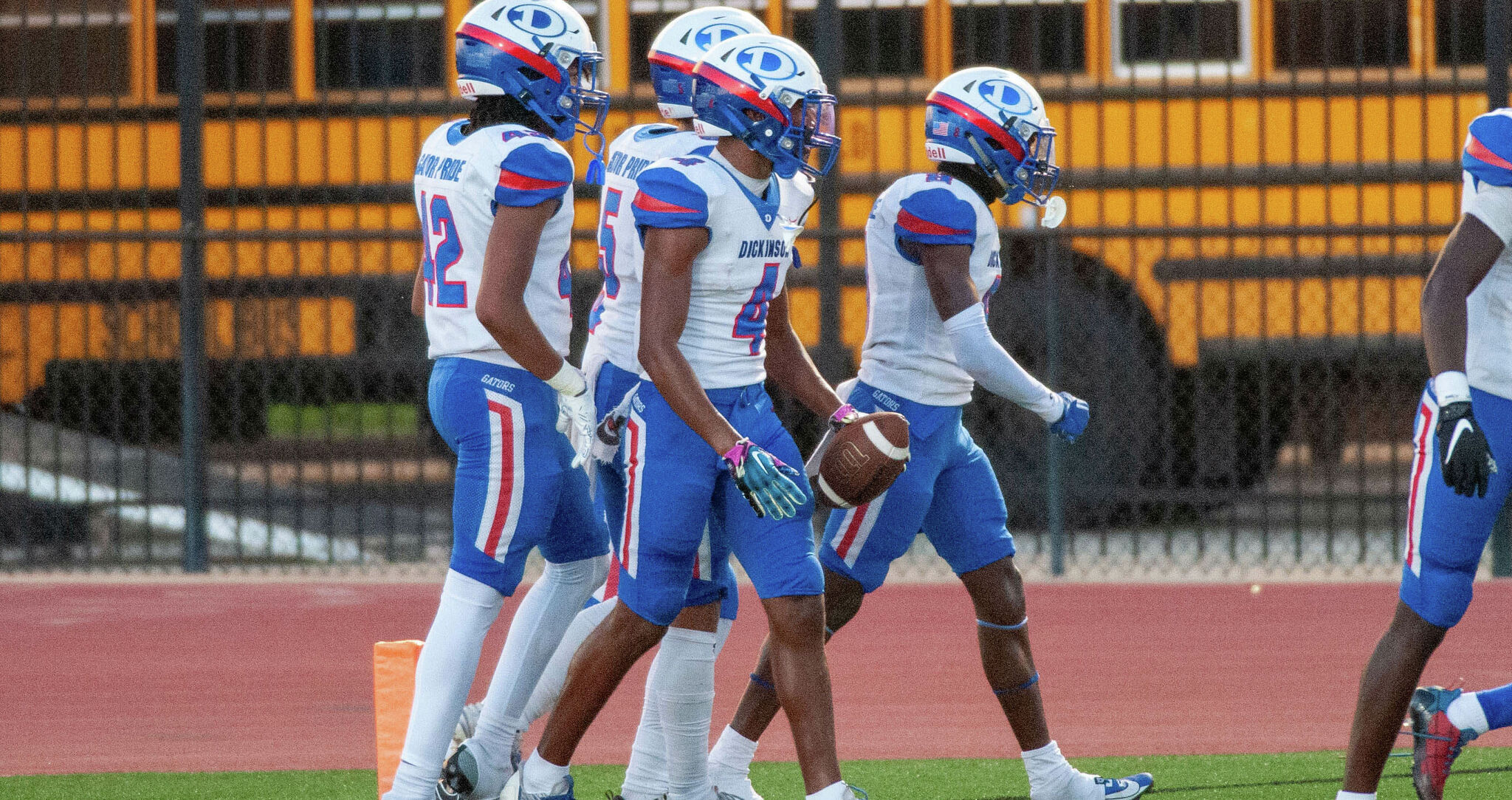 Dickinson Gators ride Rodney Bimage's kickoff returns to victory