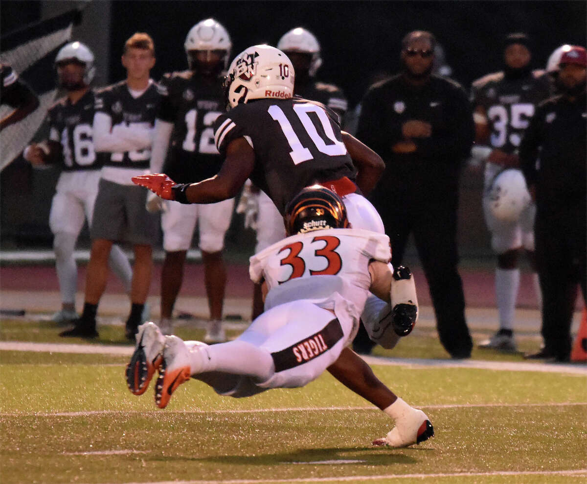 Tigers score early, often in rout of Maroons