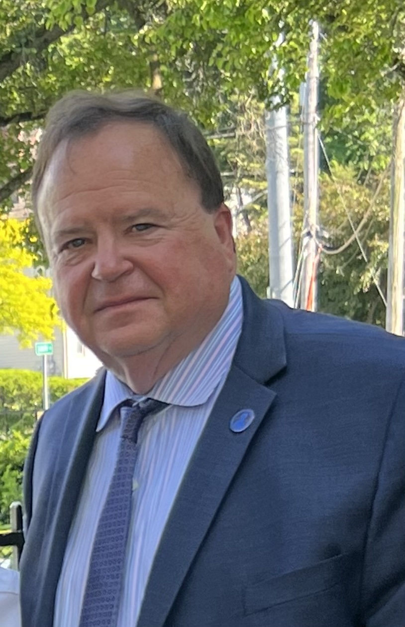 Marc Nelson, finalist for town manager in Simsbury, visits Tuesday