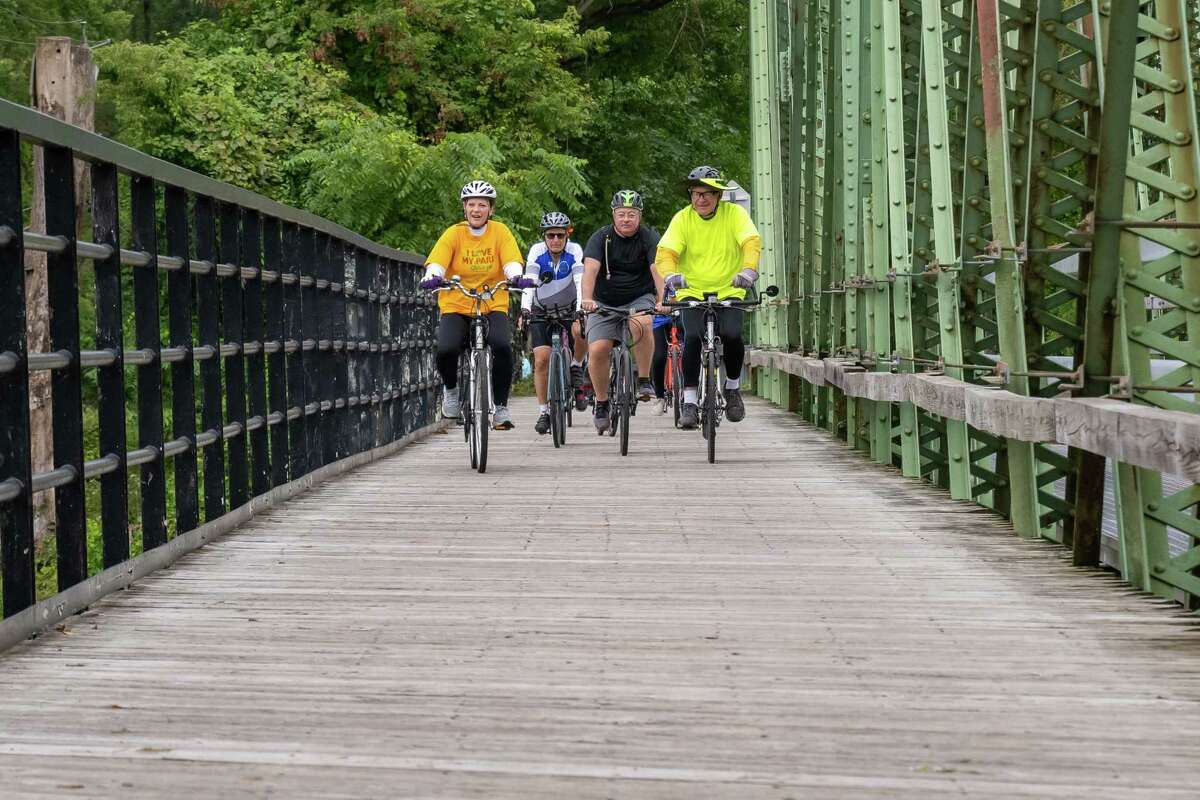Cyclists, trail advocates ride from Corning Preserve to Peebles Island