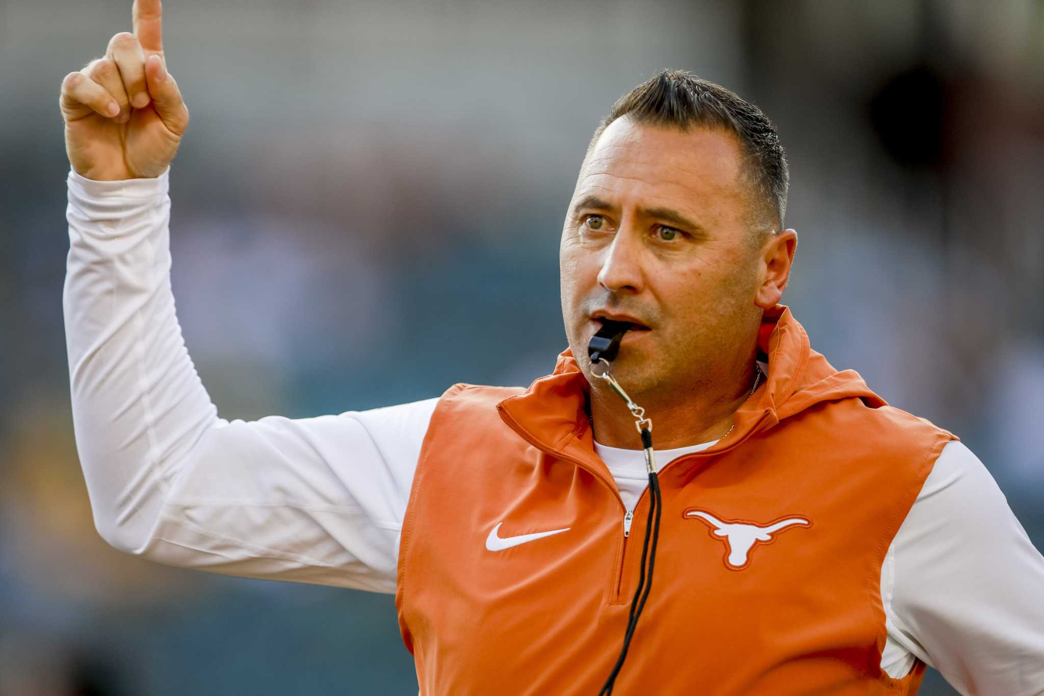 Texas football: Longhorns explore adding a body at running back
