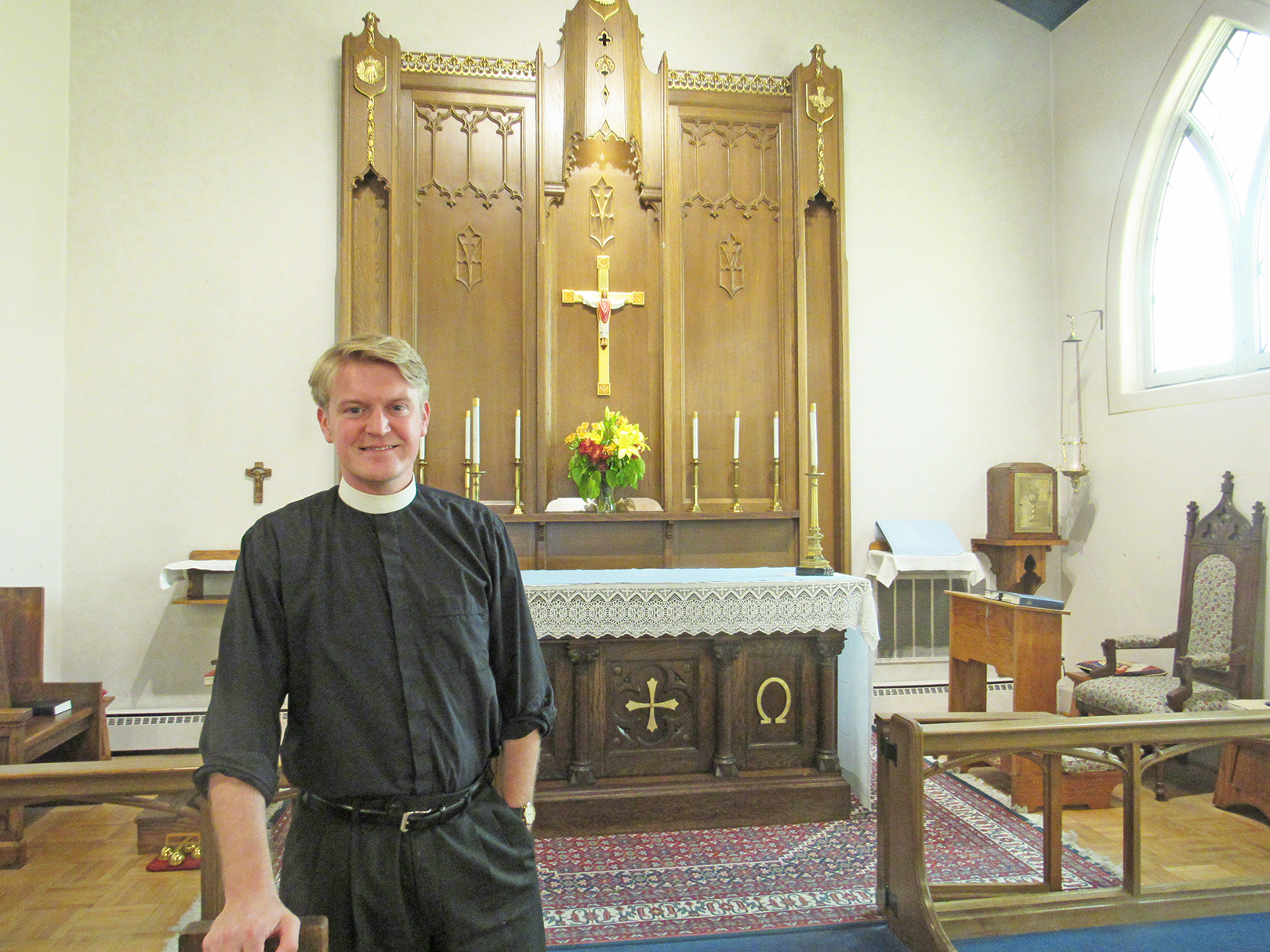 Edwardsville welcomes new priest at St. Andrew’s Church