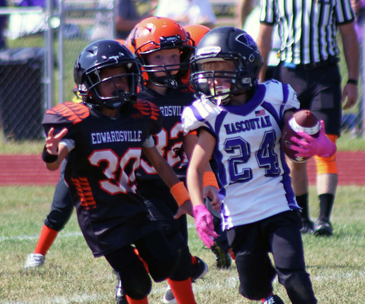 PHOTOS: Little Tigers football plays Mascoutah