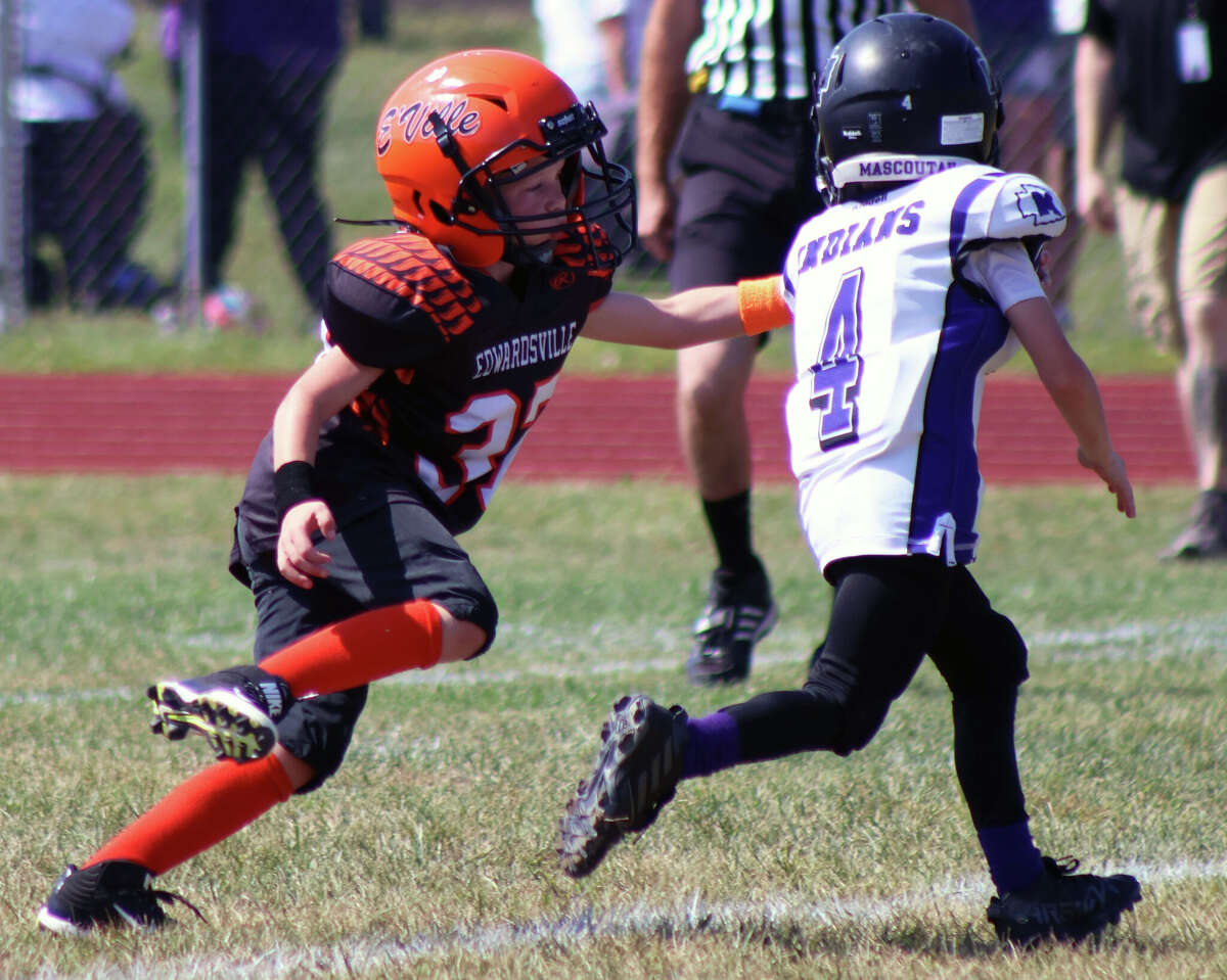 PHOTOS: Little Tigers football plays Mascoutah
