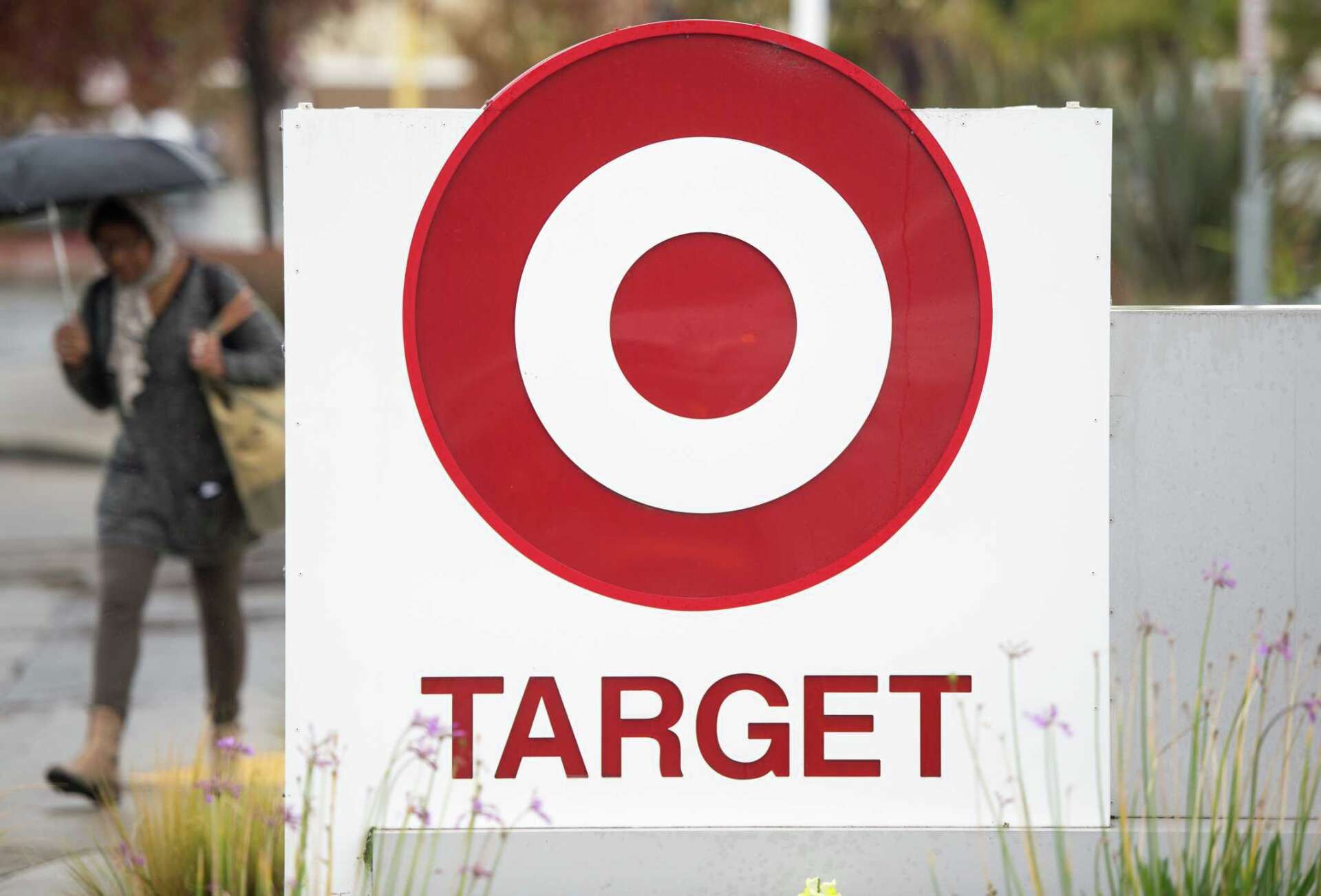 Target to close 3 Bay Area stores next month, citing retail crime