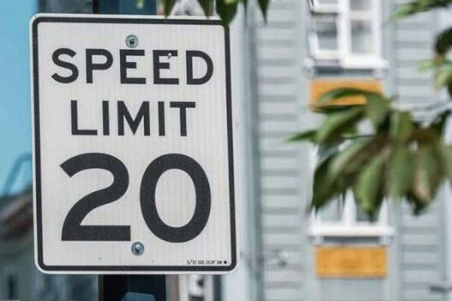 Oakland lowering speed limits on these streets. Here's why