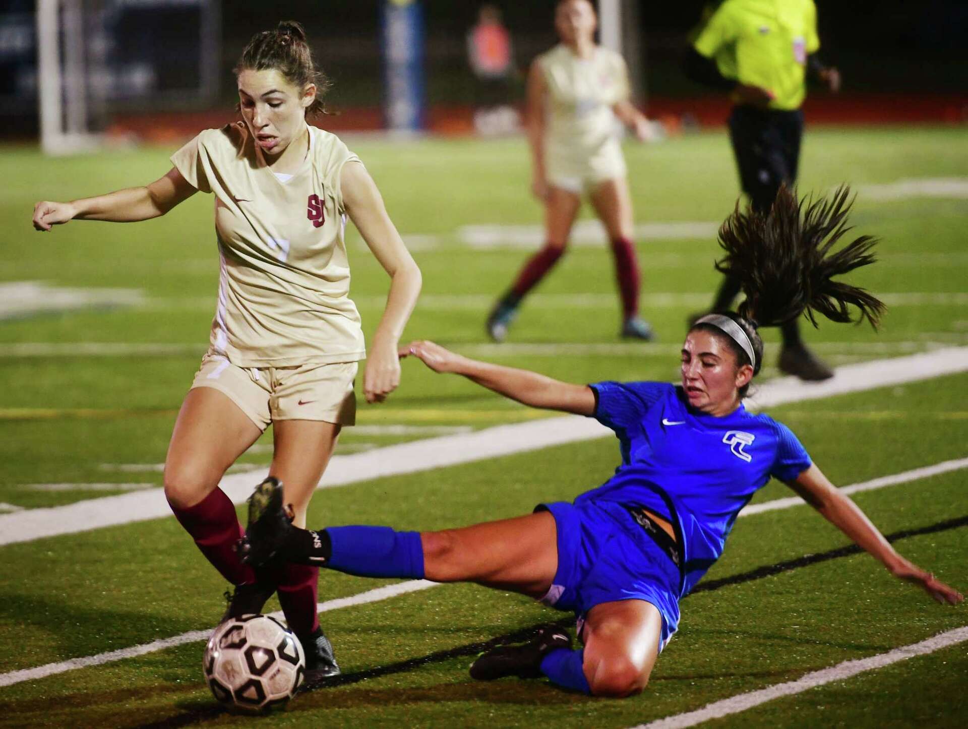 Connecticut high school girls soccer coaches week 1 rankings 2024