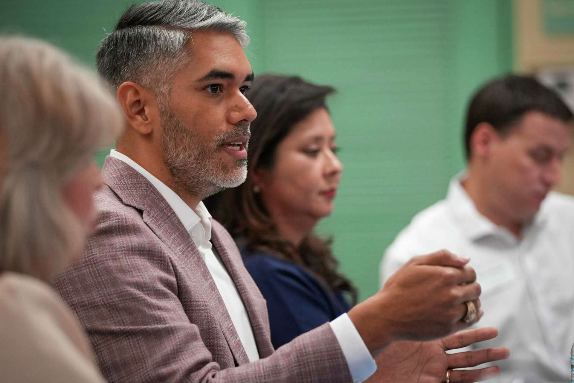 Mario Castillo for Houston City Council, District H (Editorial)