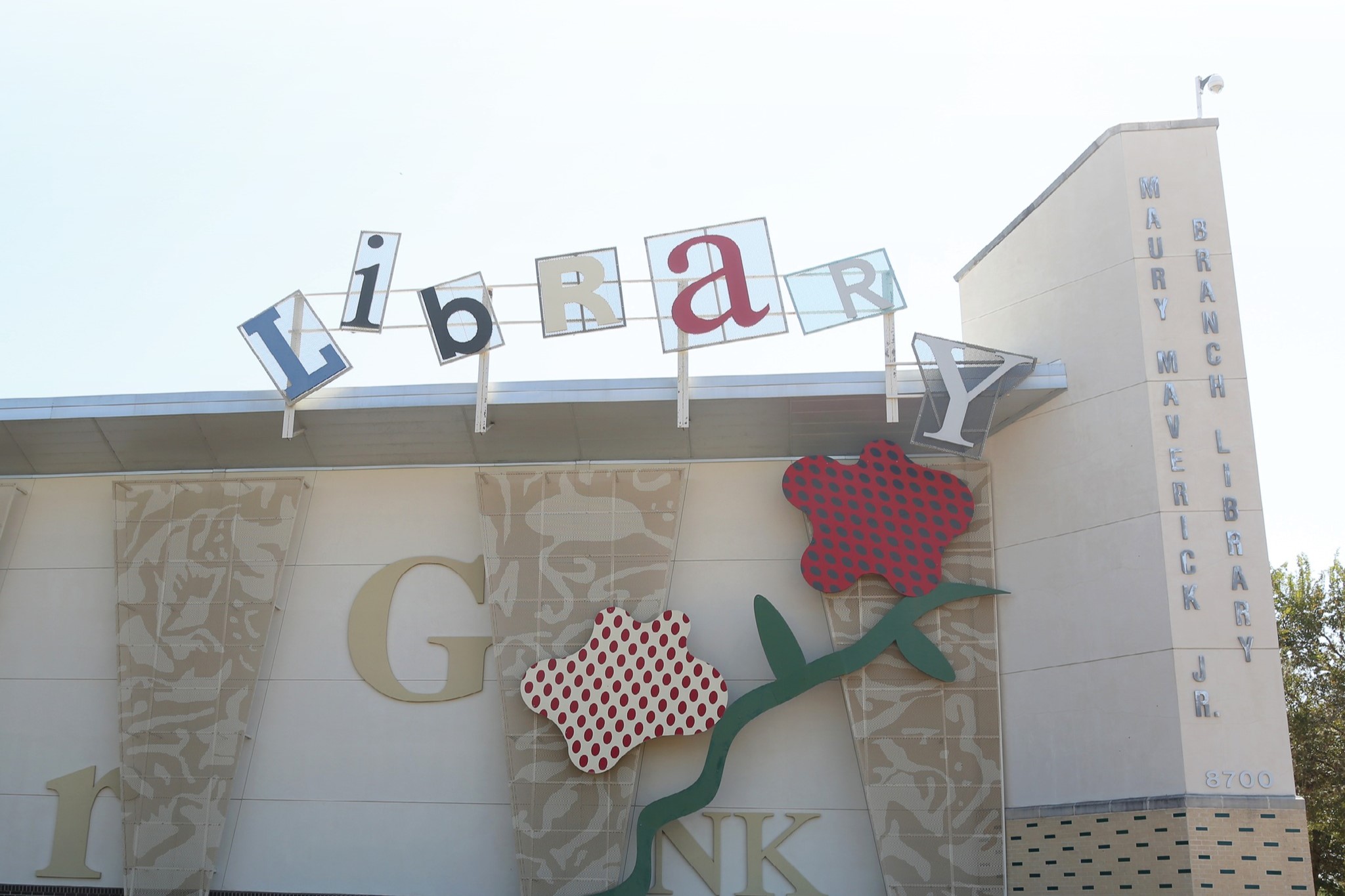 Maverick, Great Northwest library branches to reopen in October