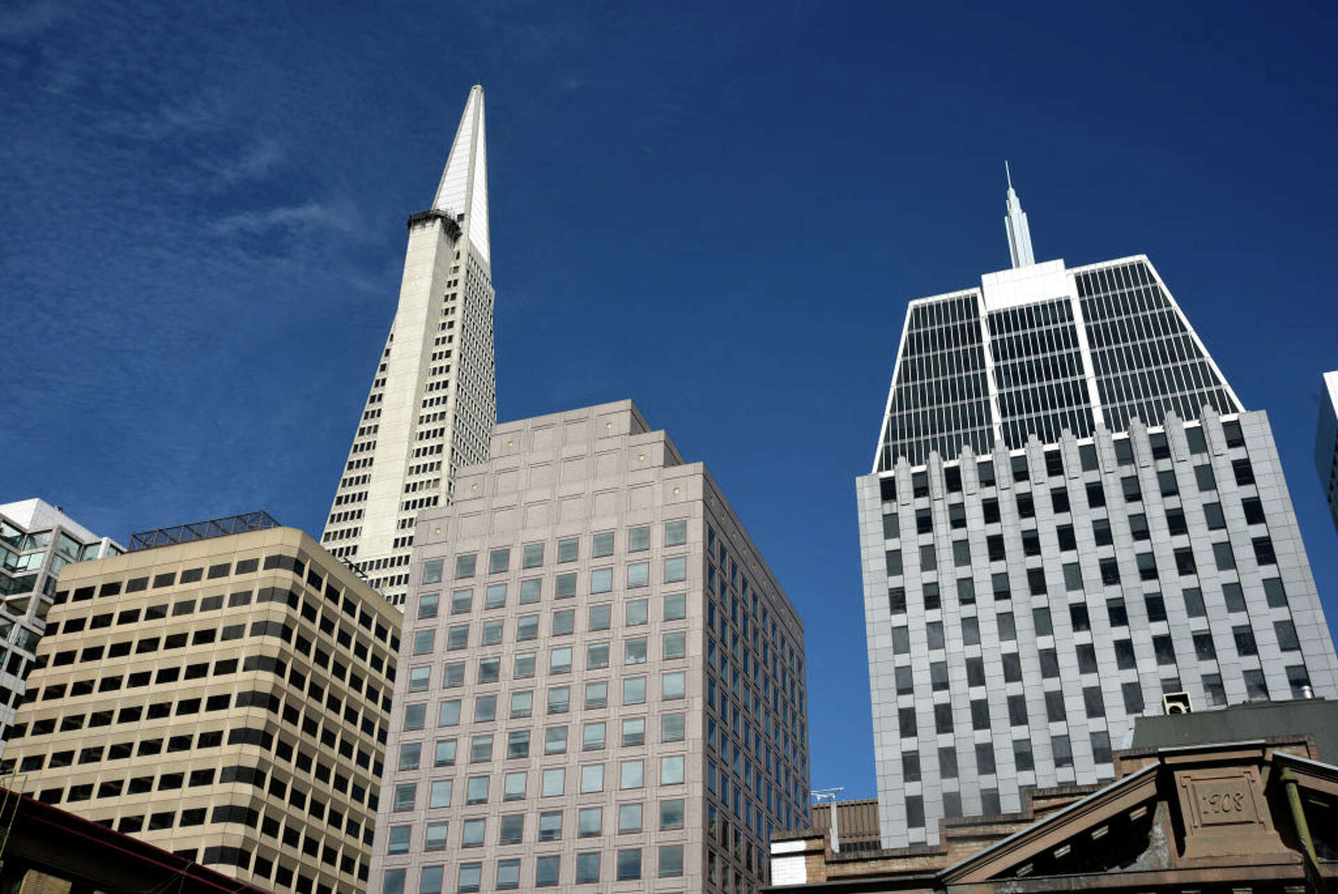 San Francisco office vacancy hits new record high, asking rents drop