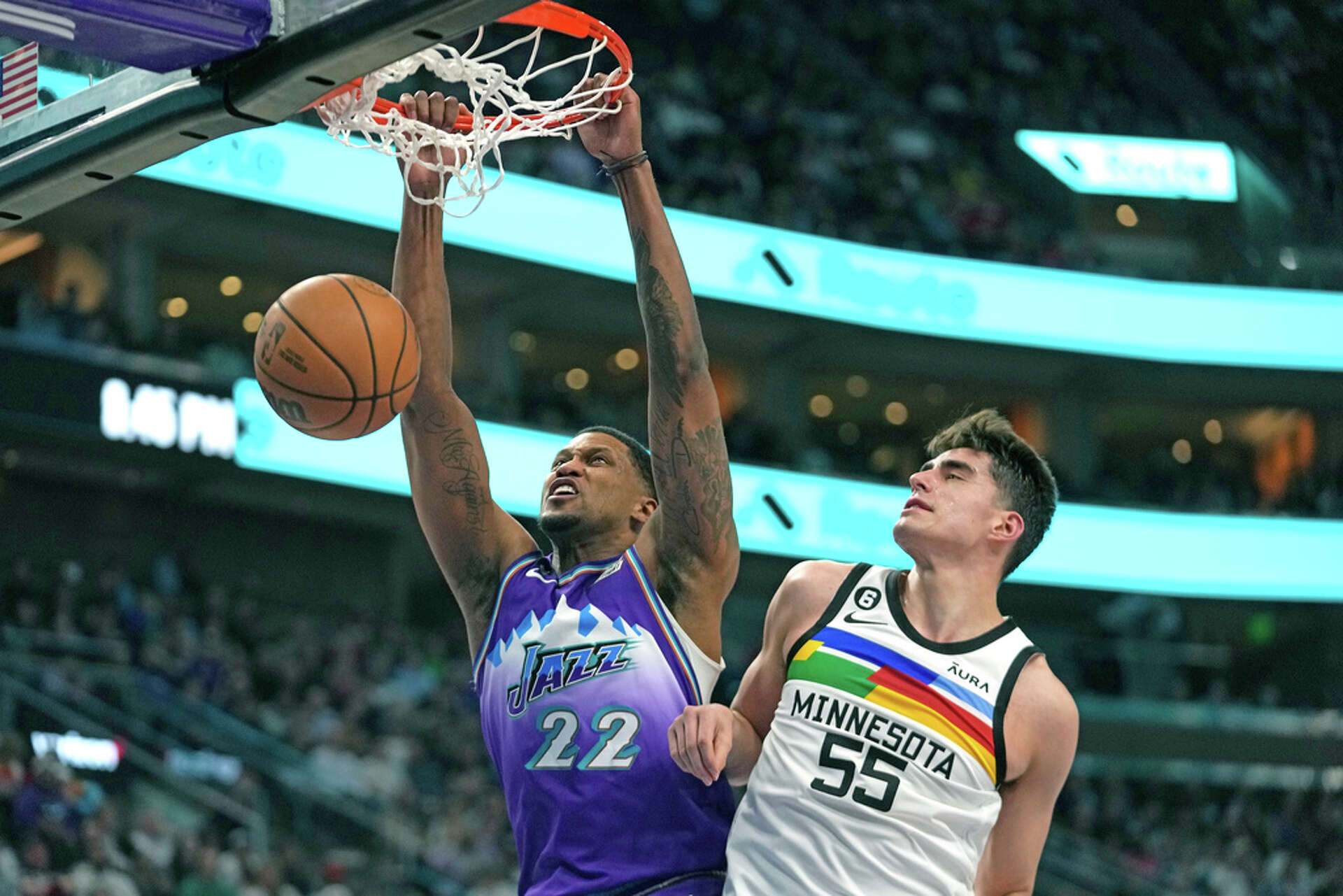 Former UConn basketball star Rudy Gay announces his NBA retirement