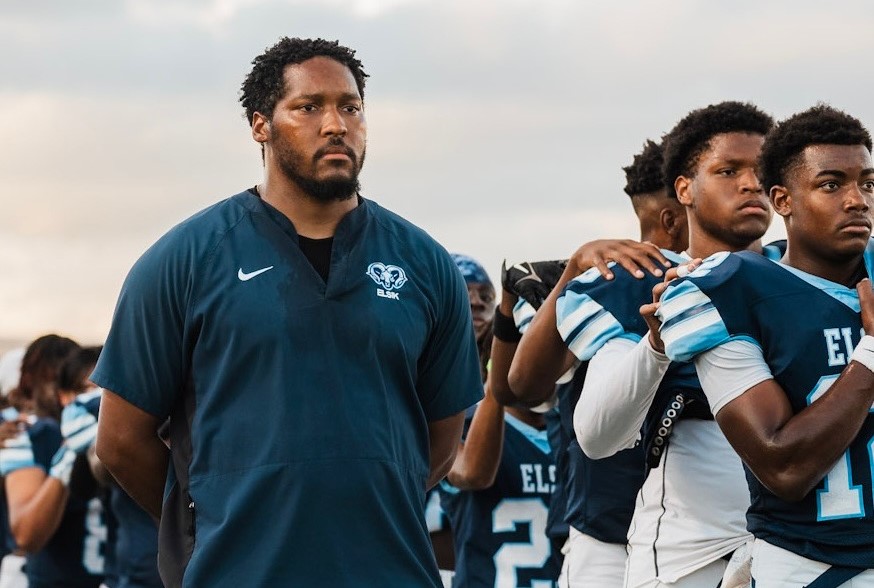 Elsik football: Second-year coach Shea Rodriguez working wonders