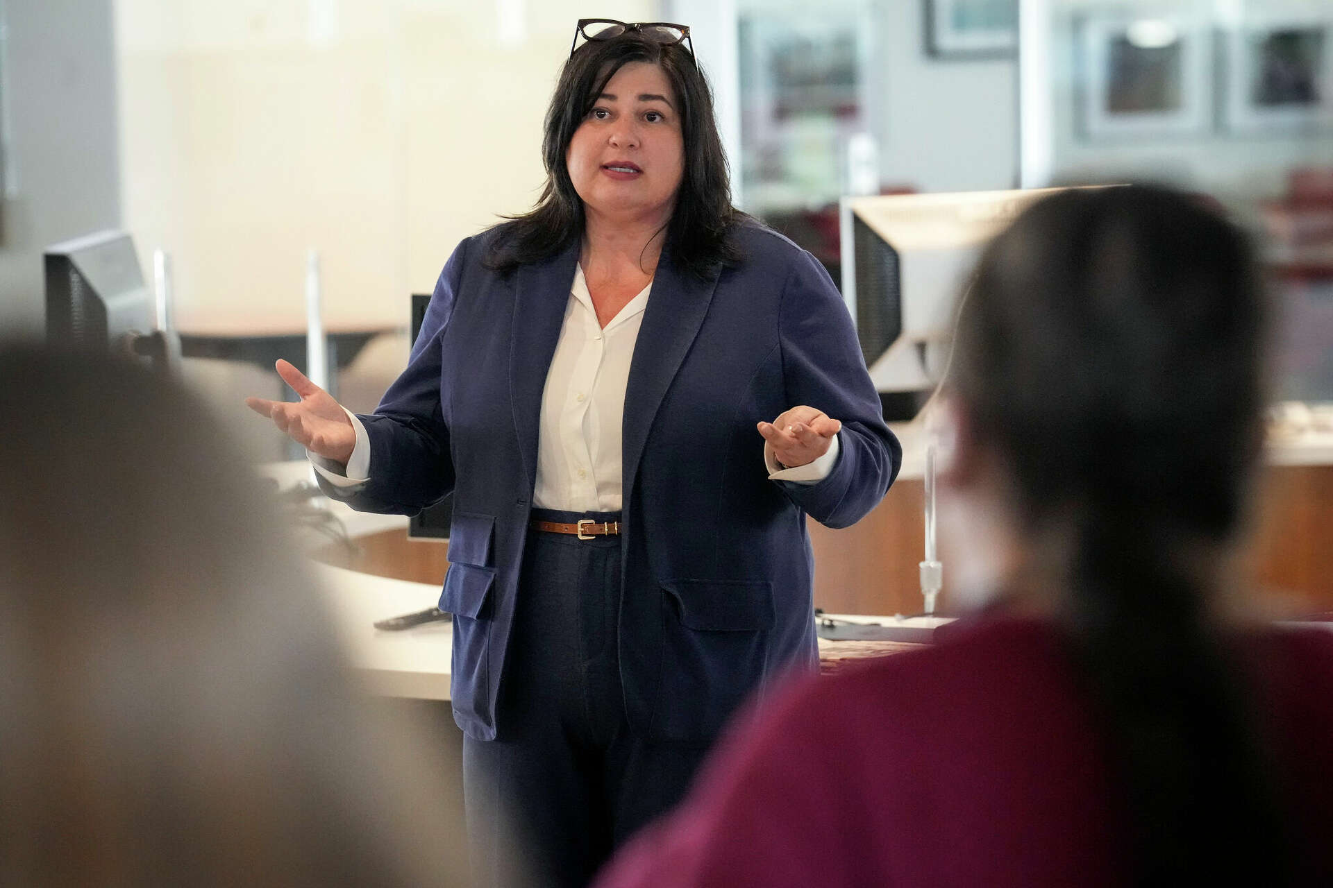 Houston Chronicle, Hearst name Kelly Ann Scott new top editor