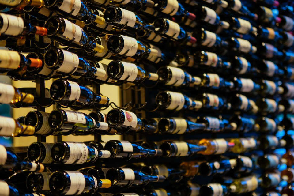 10 Texas bars with must-try wines