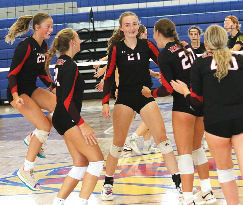 Defending champ Calhoun takes 18-0 record to Struble Invite