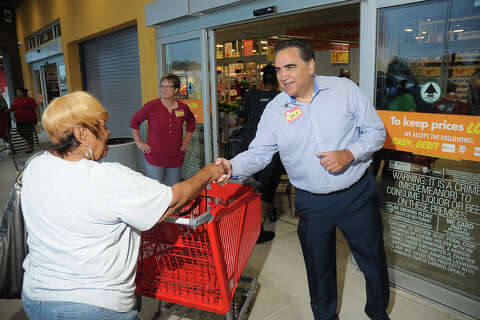 Meet the face of Joe V’s, H-E-B’s low-cost grocery chain