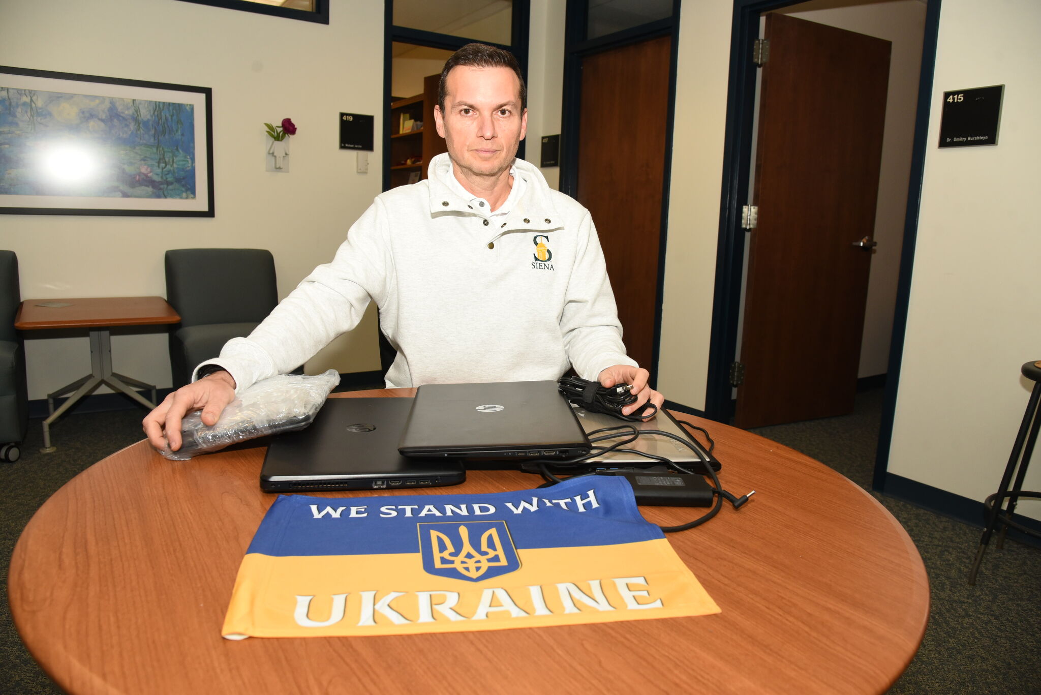 Siena professor starts laptop drive to help Ukraine students