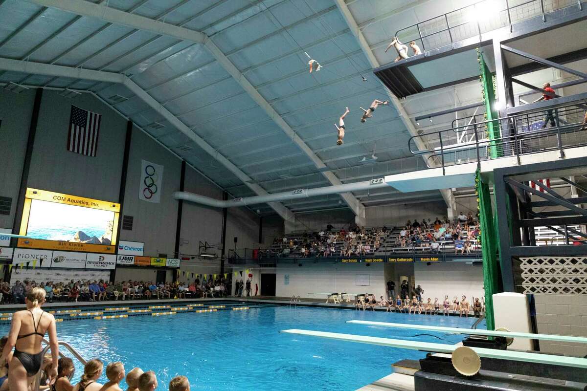 Bart Crow, COM Aquatics' athletes headline Big Show in Midland