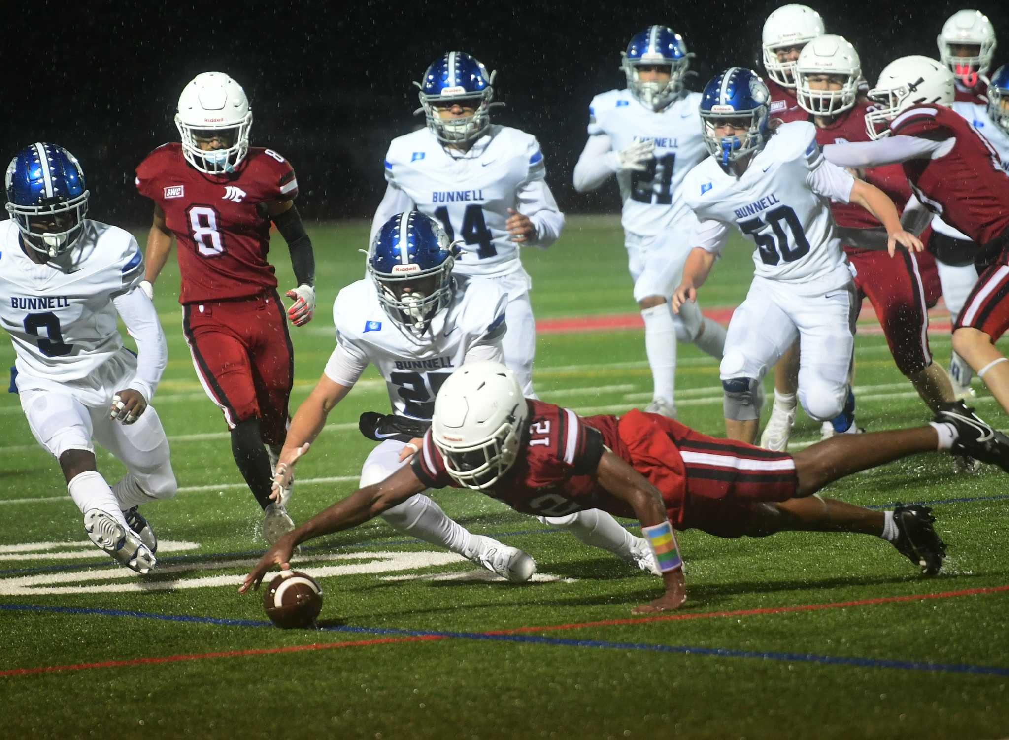 Masuk (CT) High School football beats Bunnell in key SWC game