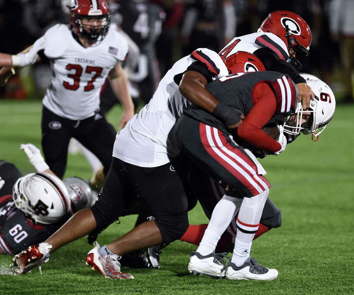 No. 3 Cheshire football beats Fairfield Prep in SCC Tier I contest
