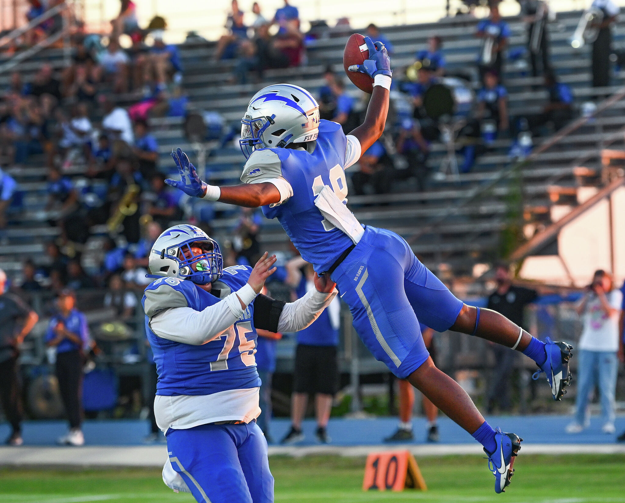 Randolph remains undefeated with 21-7 win over Blanco