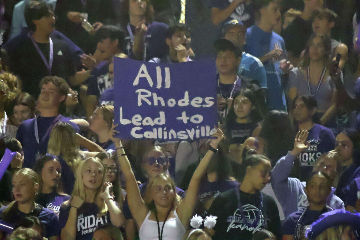 Crusaders spoil Kahoks’ Homecoming