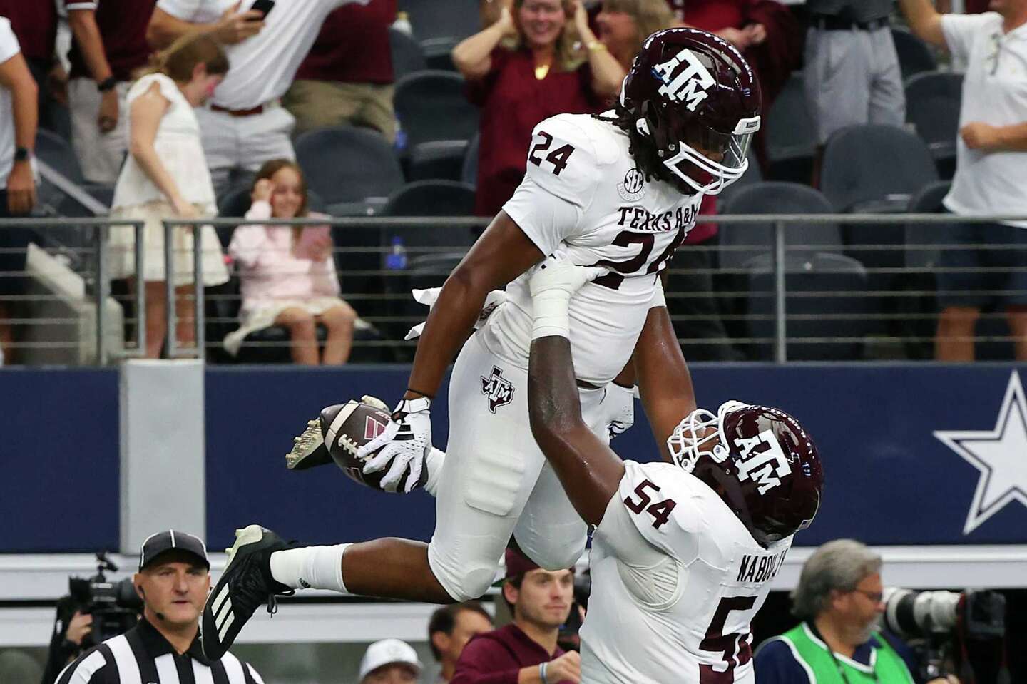 Texas A&M football: Aggies cruise past Arkansas, move to 2-0 in SEC