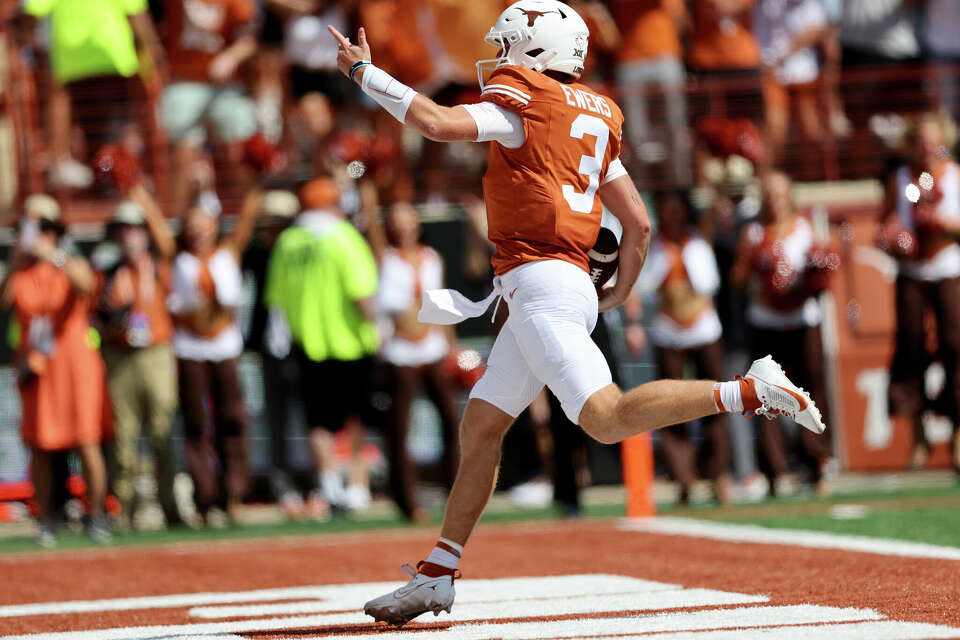Texas football: 10 biggest crowds at DKR-Texas Memorial Stadium