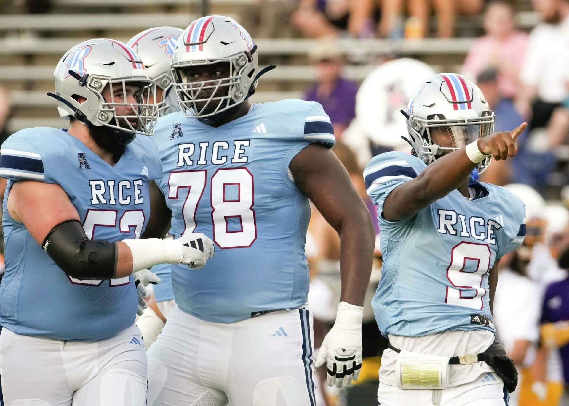 Rice football wearing Houston Oilers color on jerseys against UTSA