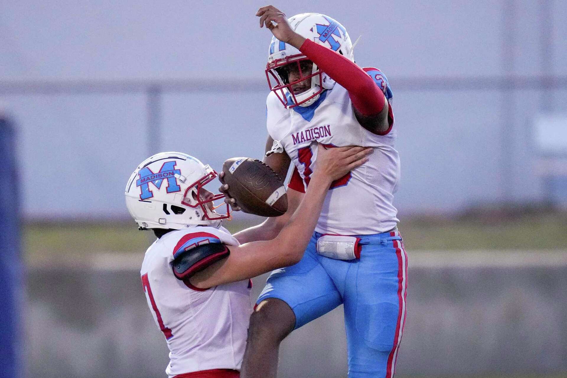 HS football: Houston quarterbacks to watch entering 2024 season