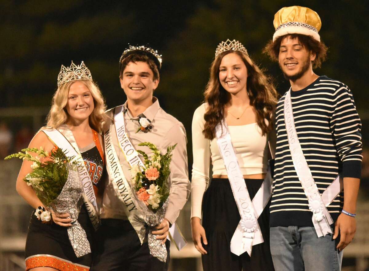 Edwardsville High School crowns 2023 homecoming royalty