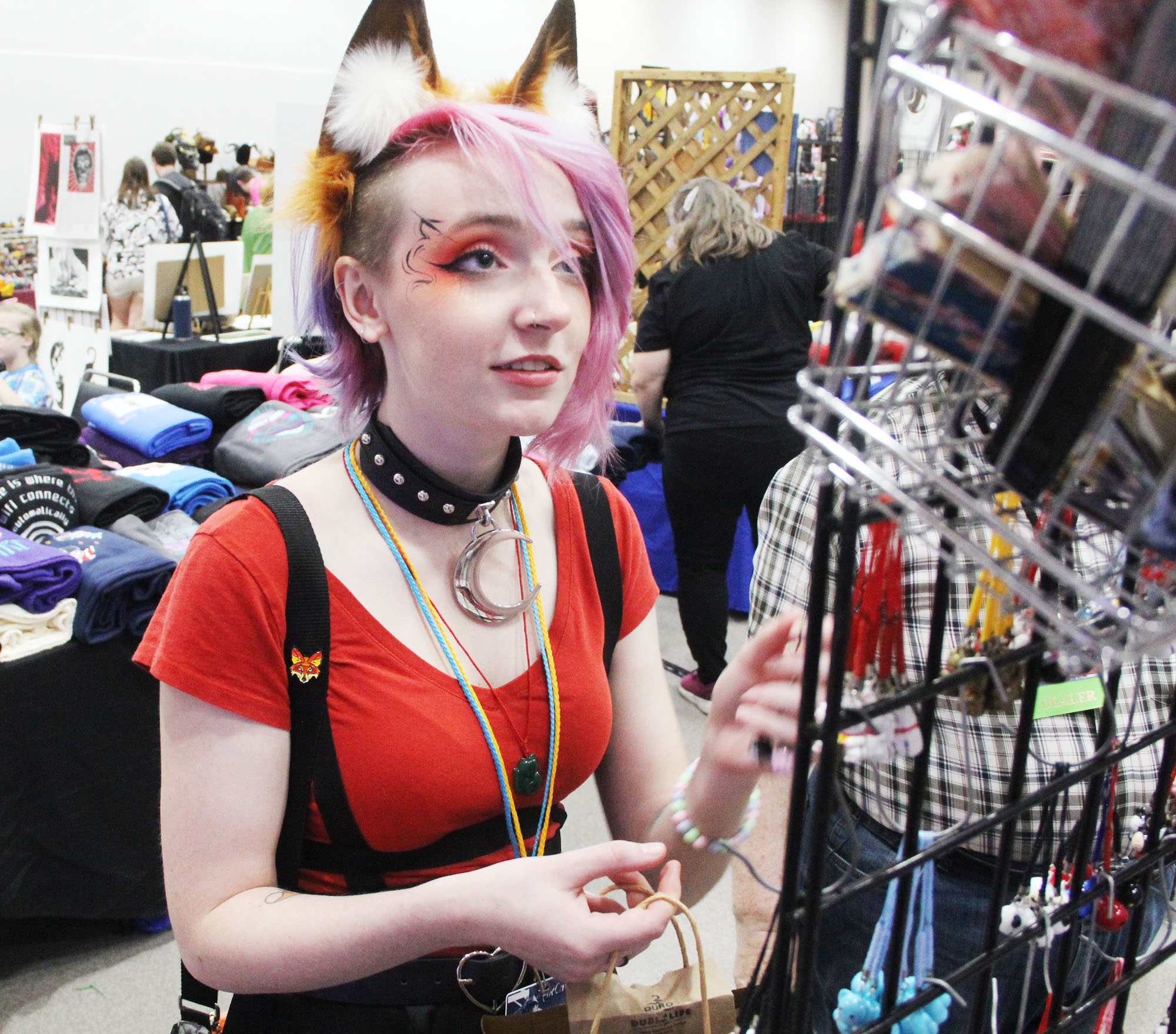 Large sci-fi/fantasy crowds return to ARCHON