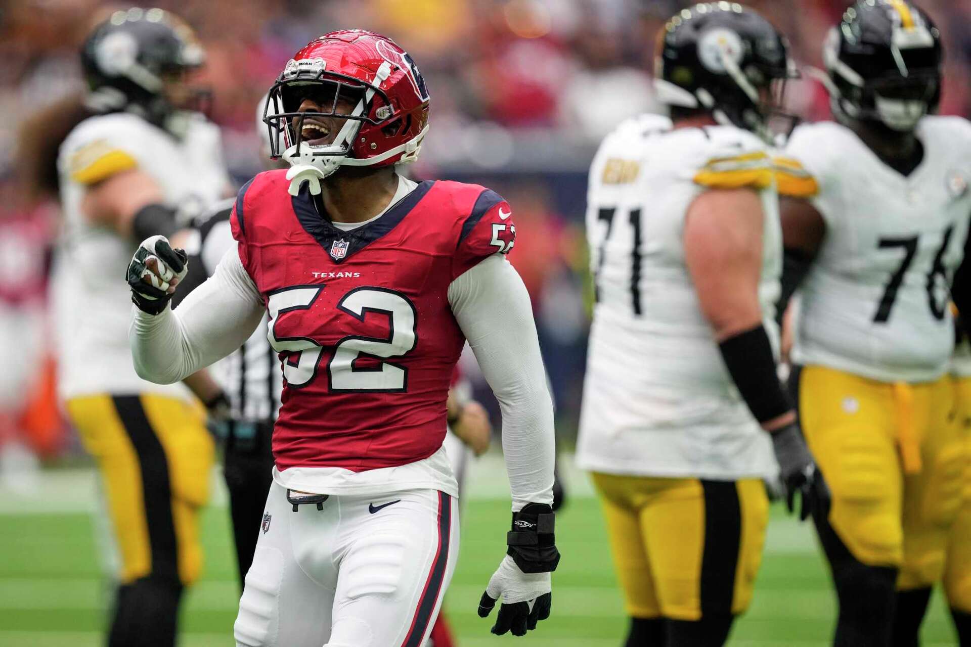Texans DEs continue to deal with ankle injuries