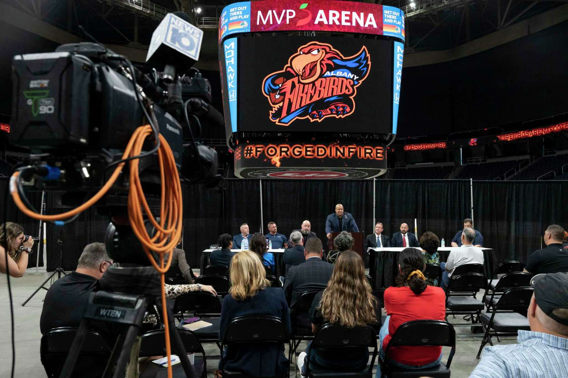 Albany Firebirds return, join new Arena Football League