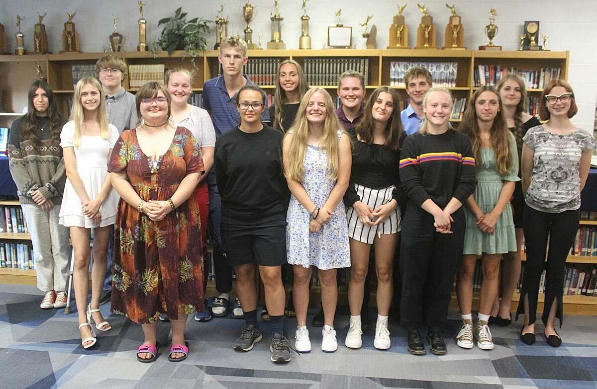 Brethren NHS chapter welcomes 7 new members