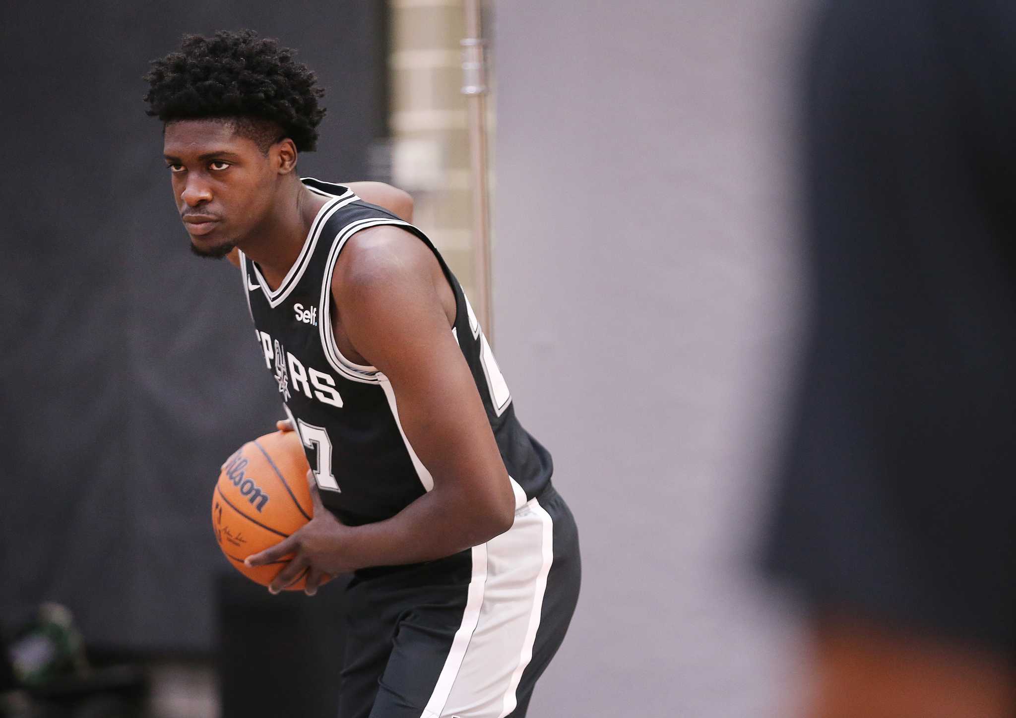 Spurs give final two-way contract to Charles Bediako