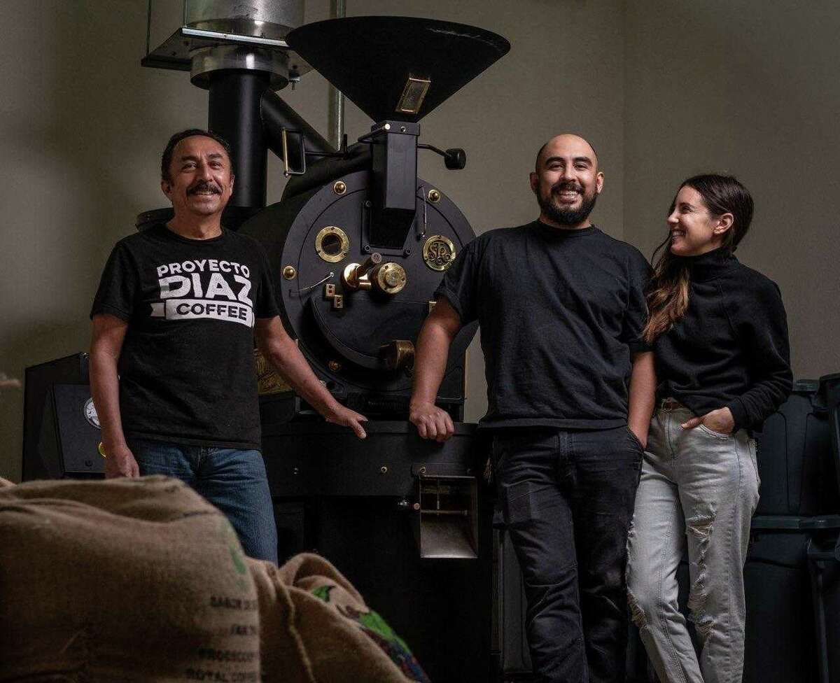 Top Bay Area coffee roaster Proyecto Diaz opening Oakland cafe