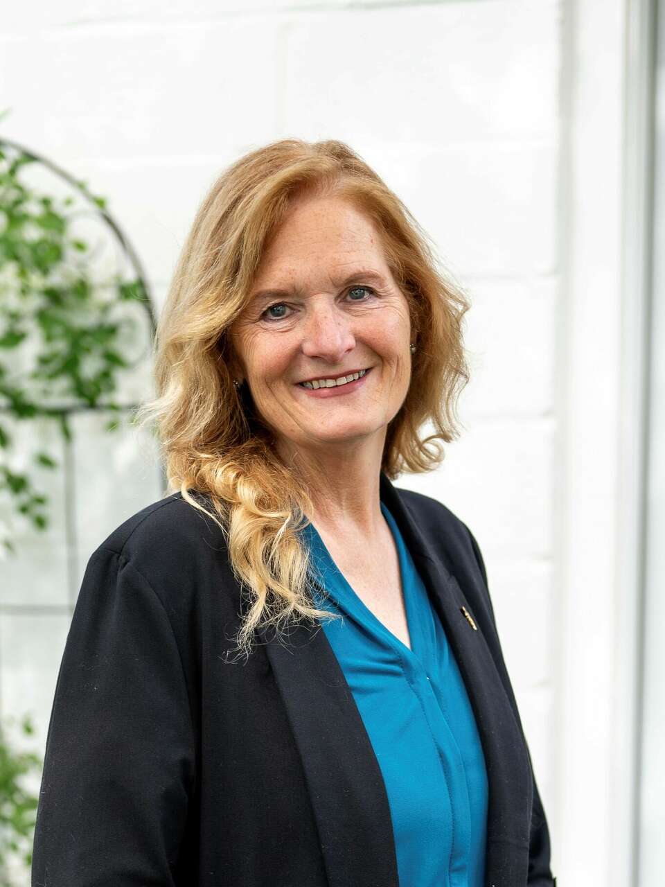 Greenwich tax collector race: Joe Huley (D) vs. Heather Smeriglio (R)