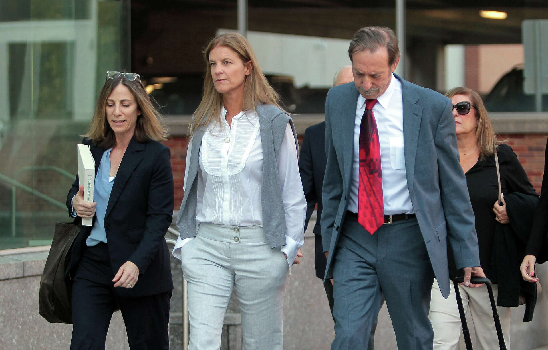 Troconis attorney seeks to suppress police interviews in Dulos case