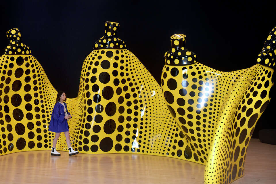 Viral Infinity Mirror Rooms arrive in SF, sold out until Nov. 1