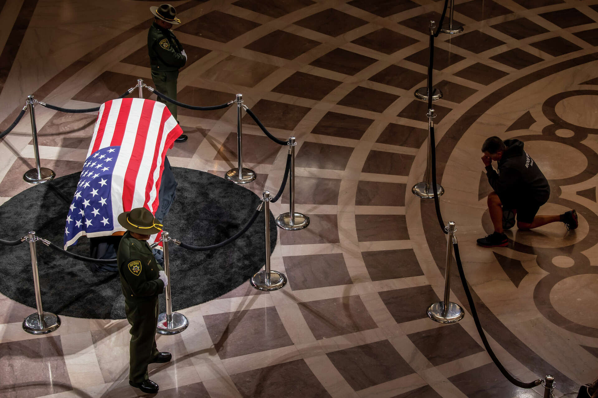 In reversal, public access closed for Feinstein memorial in S.F.