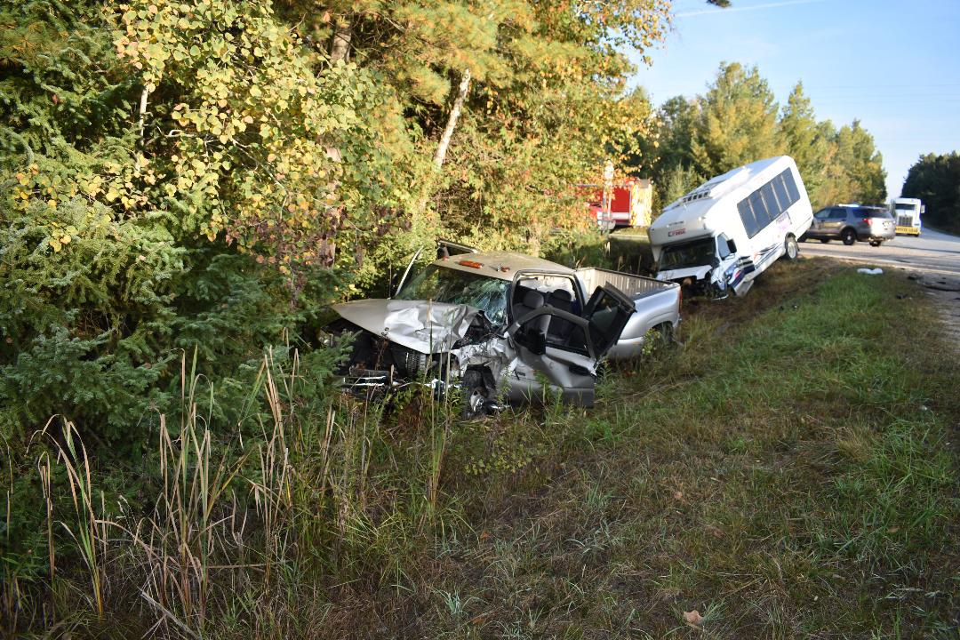 Two injured in Wednesday crash in Gladwin involving transit bus
