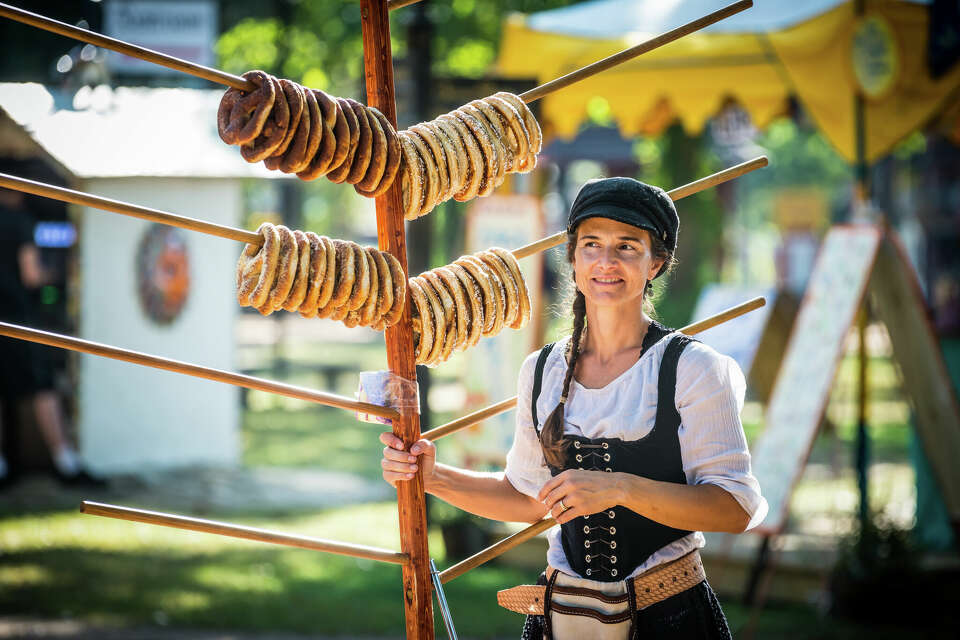 Texas Renaissance Festival 2023: What to eat and drink