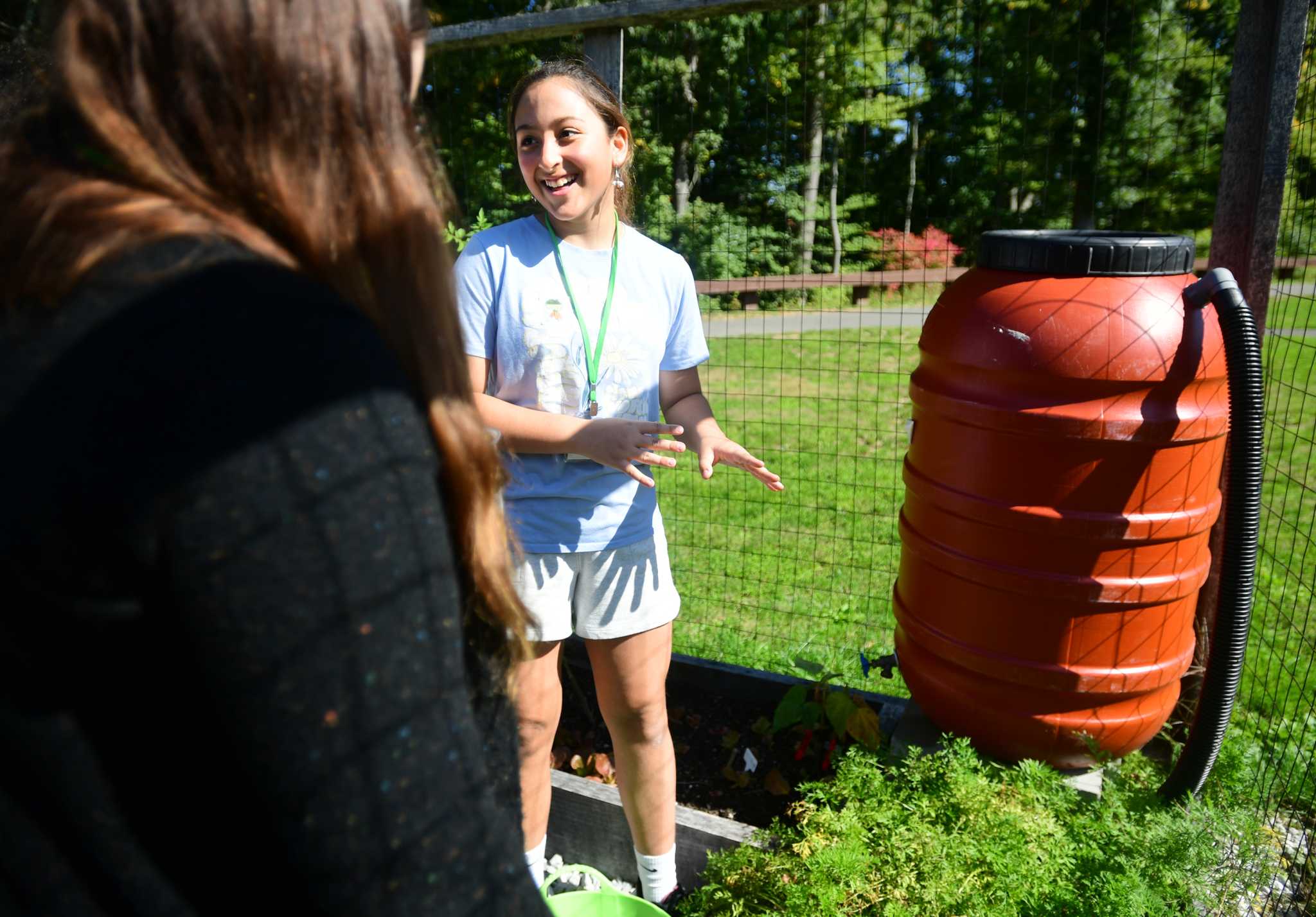Norwalk Ponus Ridge students showcase farm-to-school produce