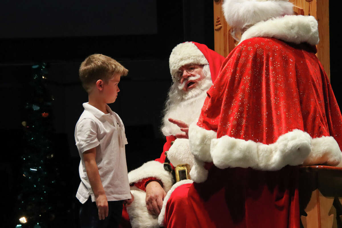 SEEN: Santa goes to school in Midland