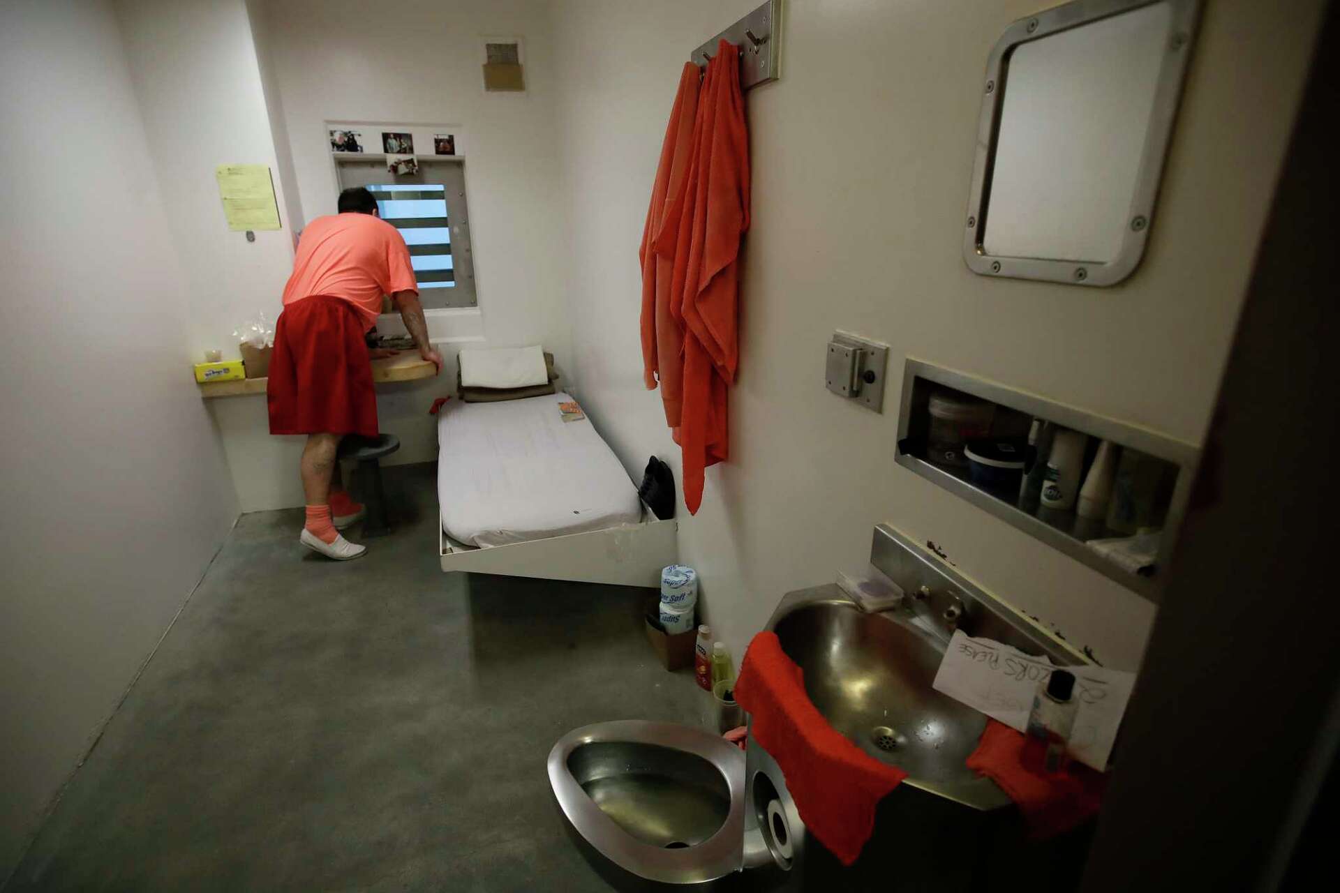 California prison system unveils new solitary confinement rules