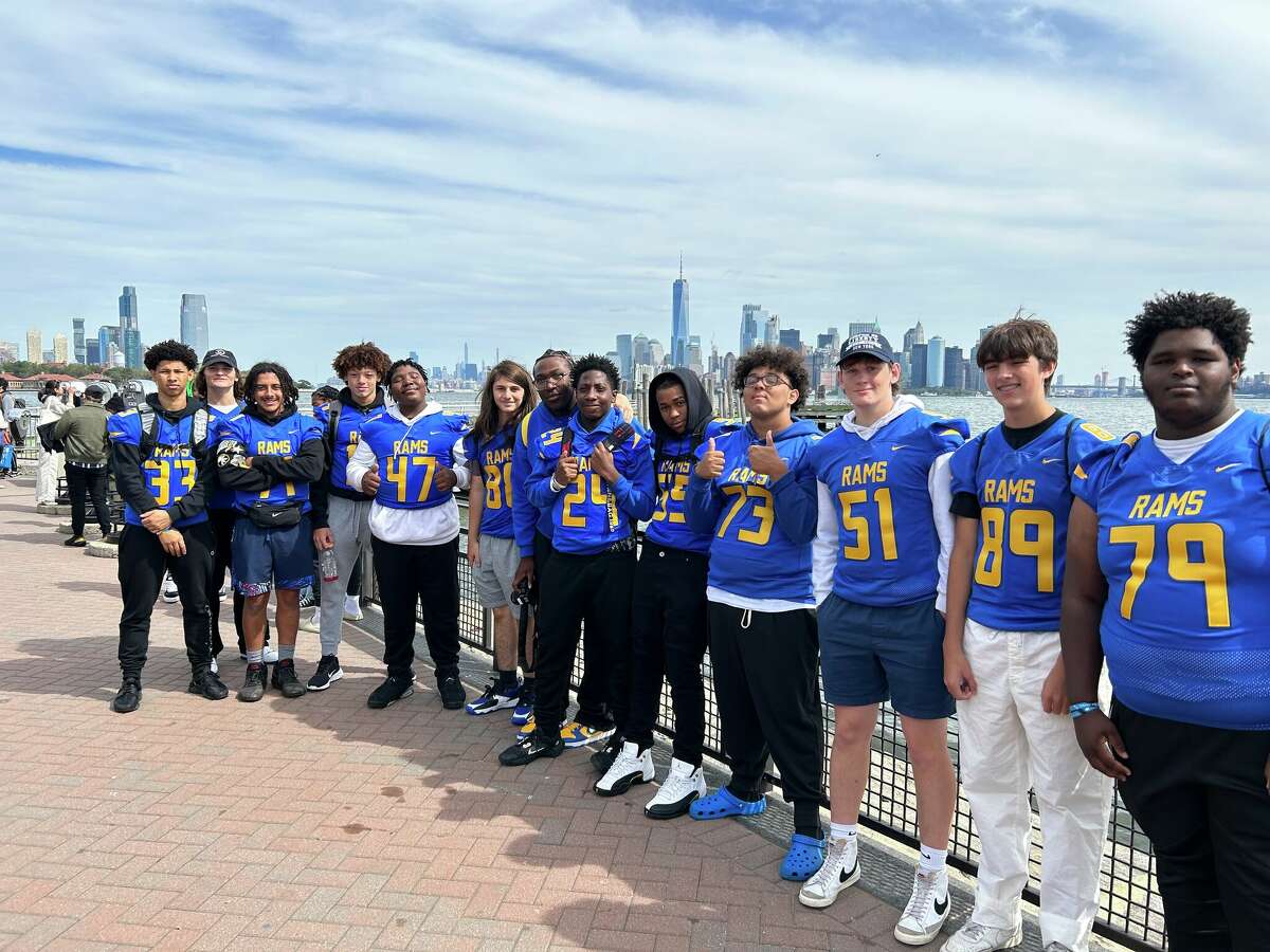 9/11 memorial trip gives Rockville (CT) football history, life lessons